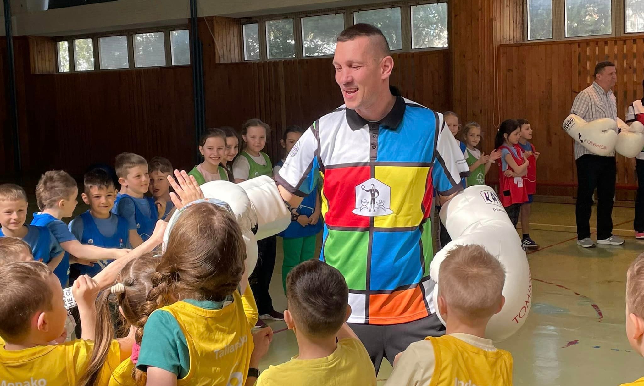 TV Rimava: Tomi KID Kovács navštívil základnú školu v Rimavskej Sobote