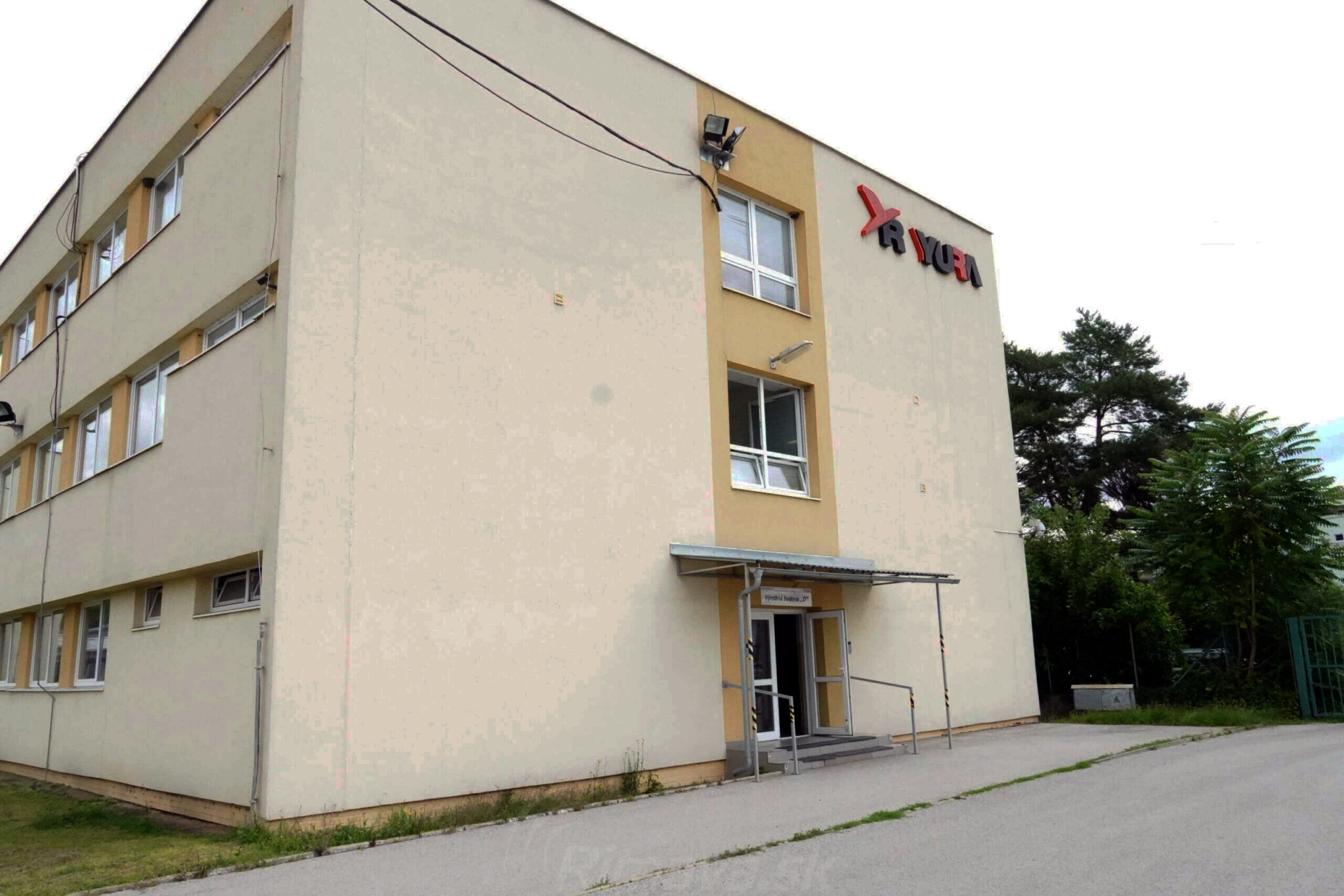 Spoločnosť Yura Eltec v Rimavskej Sobote plánuje rozšíriť výrobu ...