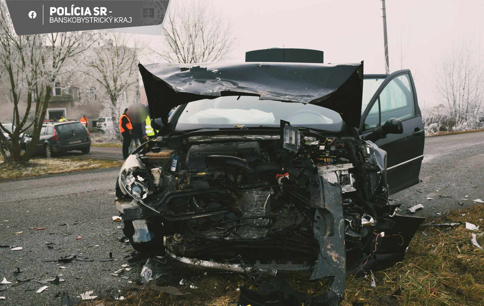 AKTUALIZOVANÉ: Pri zrážke dvoch áut utrpelo ťažké zranenia len 12-ročné dievča