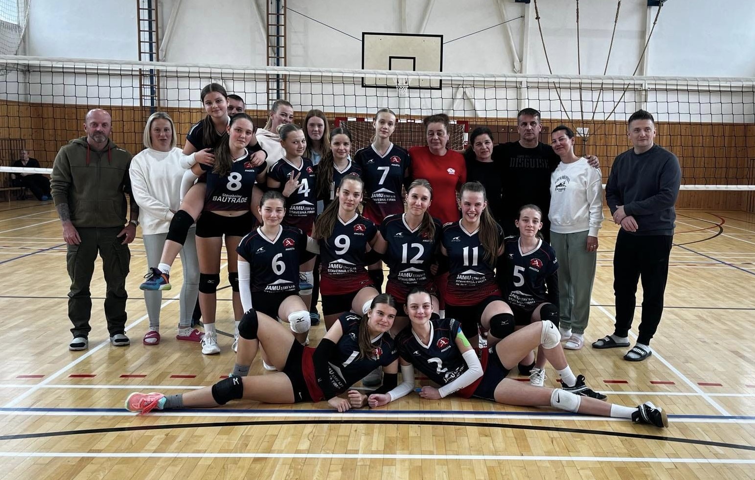 Medzi desať najlepších volejbalových družstiev zo Slovenska postúpili ...