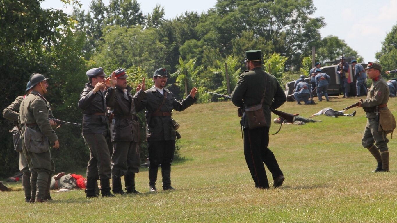 Autentickú rekonštrukciu bojov z roku 1919 predvedú kluby vojenskej histórie zo Slovenska, Čiech ...
