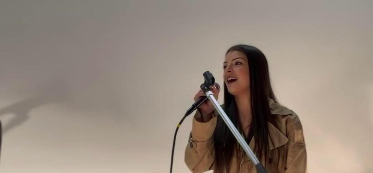 Chcem hrať v romatickom filme a šíriť radosť vo svete, hovorí Alexandra ...